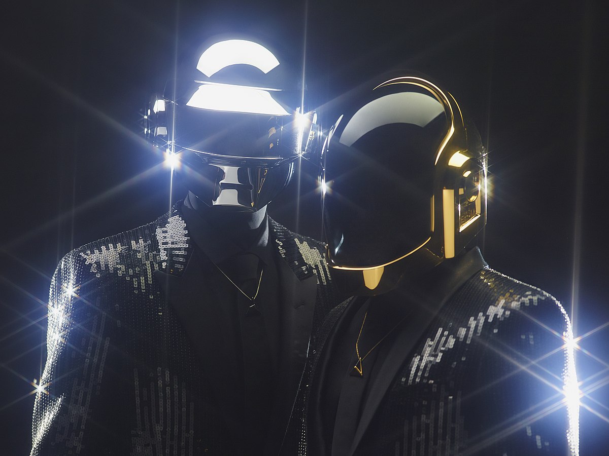 Inside the Legacy of Daft Punk : DJ Follower